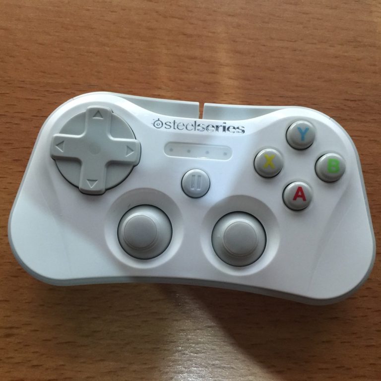 Test: Steelseries Stratus, ein MFI-Controller aus dem Miniatur ...